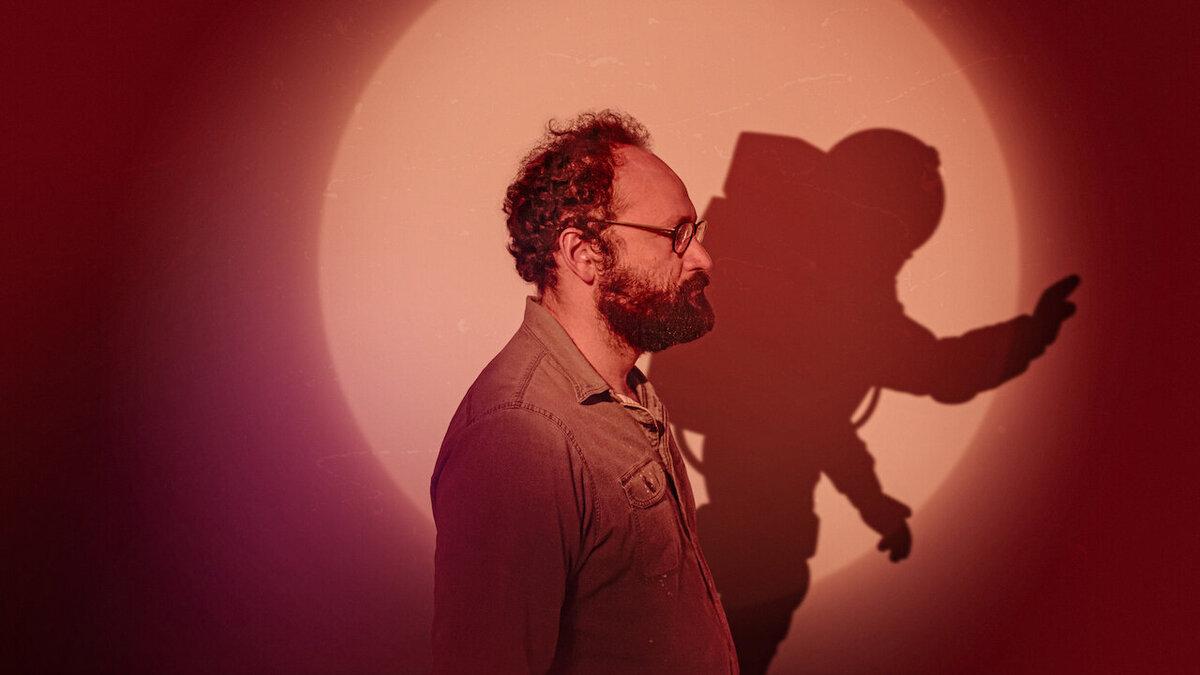 'This Is Not a Comedy' Ending, Explained: What Does The Astronaut In ...