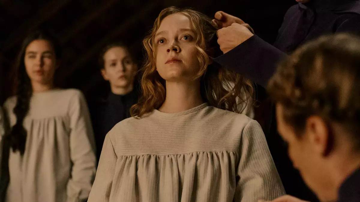 'Devil In Ohio' Cult, "Sliocht an Diabhail," Explained: Where Does The ...